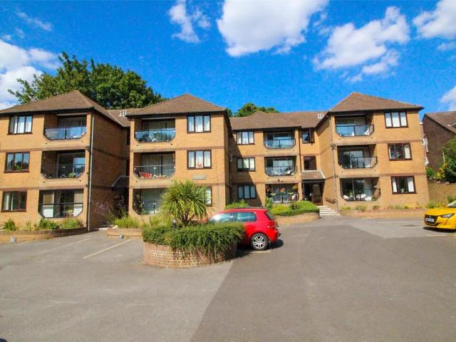 Apartment at New Road Sedgemead Footpath, Eastleigh