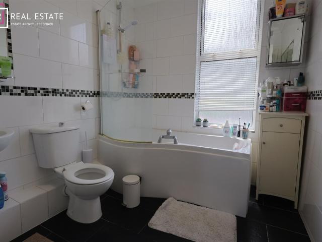 Apartment at New Road, Rochester