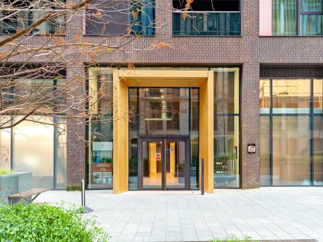 Apartment at New Union Square, Greater London