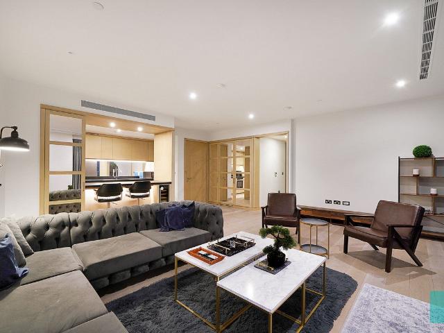 Apartment at New Union Square, London