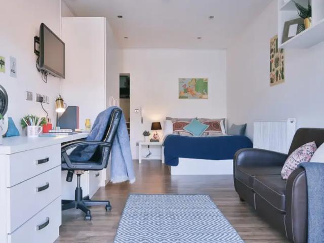 Apartment at New Walk, Leicester