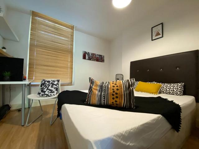 Apartment at New Walk, Leicester