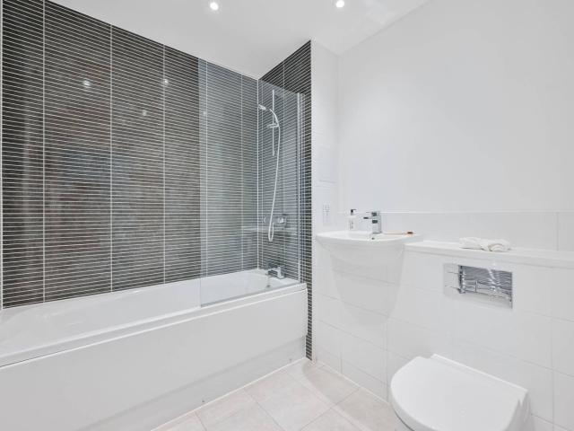 Apartment at New Warren Lane, Greater London