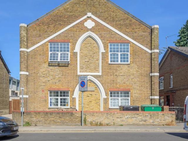 Apartment at New Windsor Street, Greater London