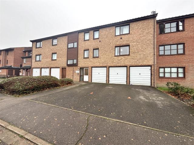 Apartment at Newcourt, Greater London