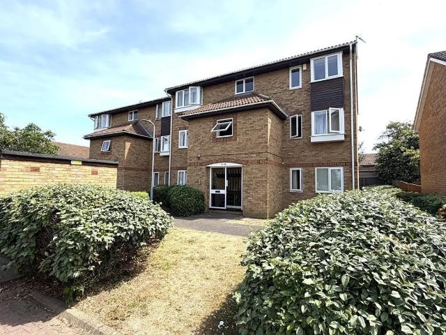 Apartment at Newcombe Rise, Greater London