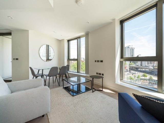 Apartment at Newcastle Place, City of Westminster