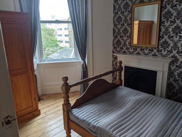 Apartment at Newhaven Road, City of Edinburgh