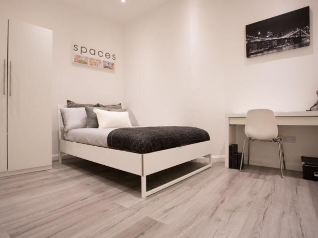 Apartment at Newington Butts, Greater London