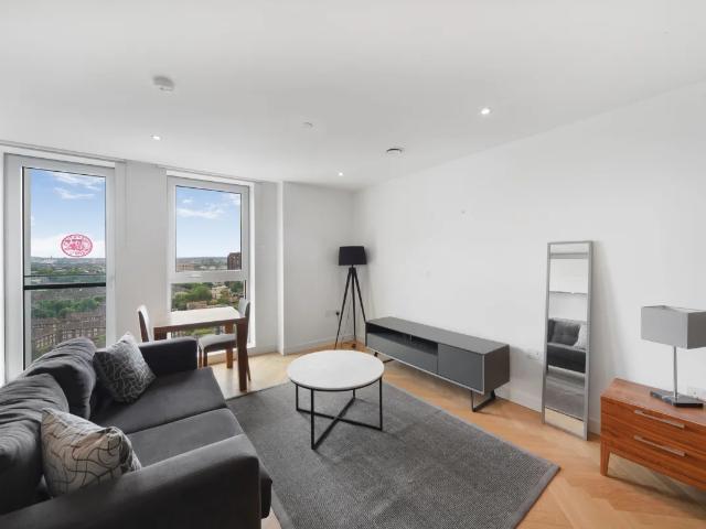 Apartment at Newington Causeway, Greater London