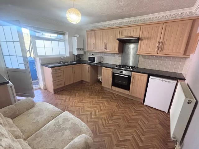 Apartment at Newland Avenue, Hull