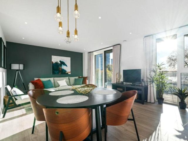 Apartment at Newnton Close, Greater London