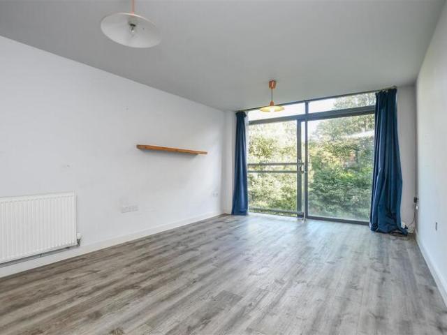 Apartment at Newsom Place, St Albans