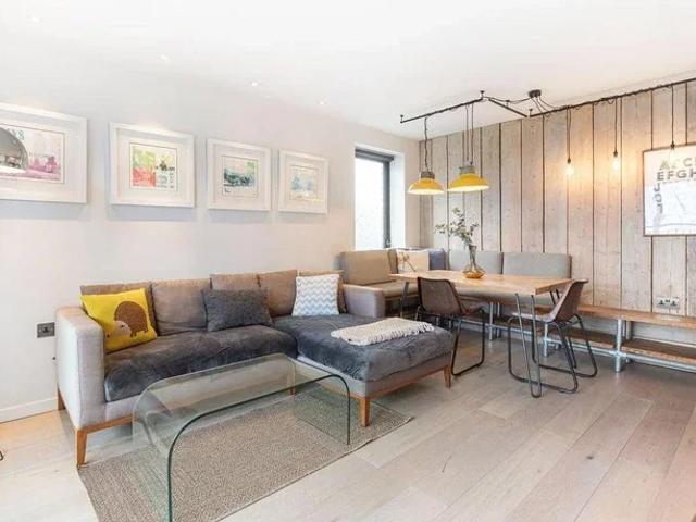 Apartment at Newport Avenue, Greater London