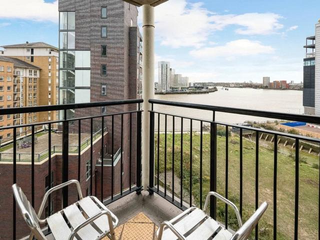 Apartment at Newport Avenue, Greater London
