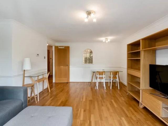 Apartment at Newport Avenue, Greater London