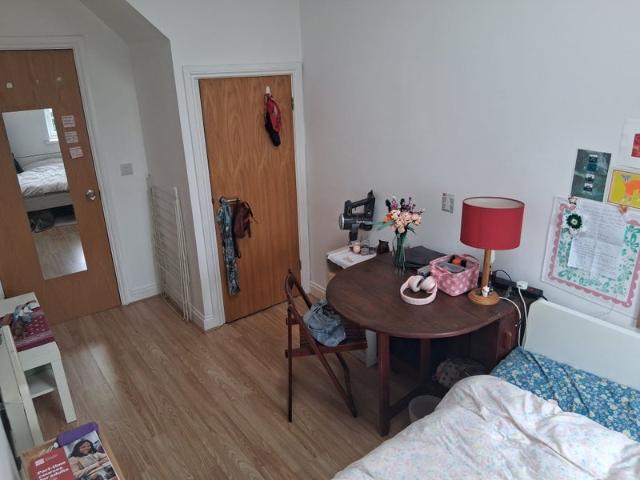 Apartment at Newport Road, Cardiff