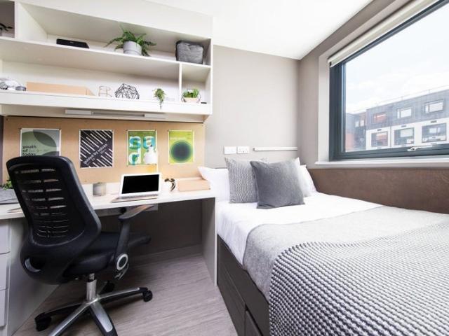 Room at Newport Road Lane, Cardiff
