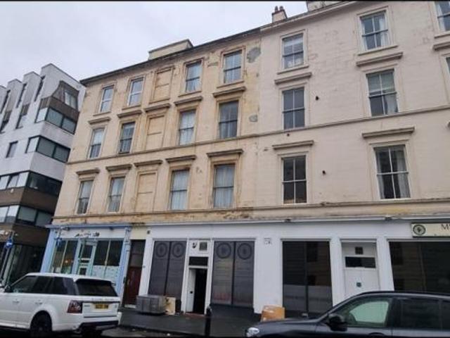 Apartment at Newton Terrace, Glasgow
