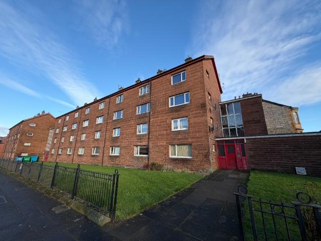 Apartment at Neilston Road, Paisley