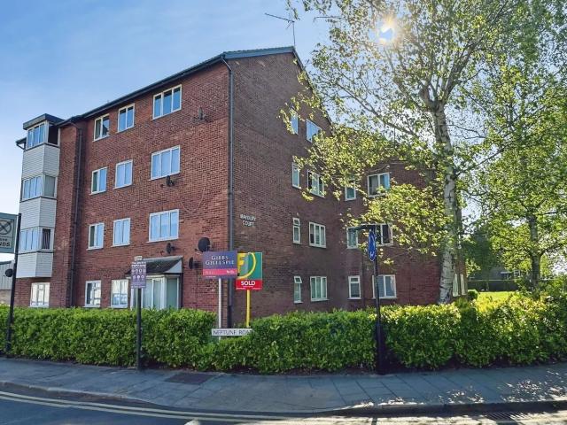 Apartment at Neptune Road, Greater London