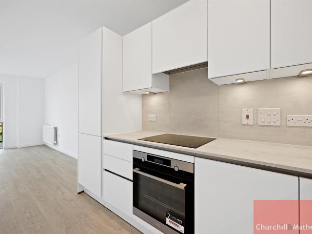 Apartment at Nestle's Avenue, Greater London