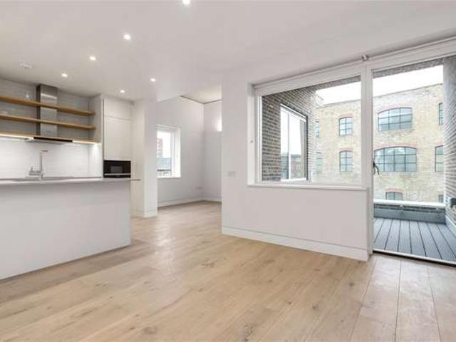 Apartment at Nicholas Road, Greater London