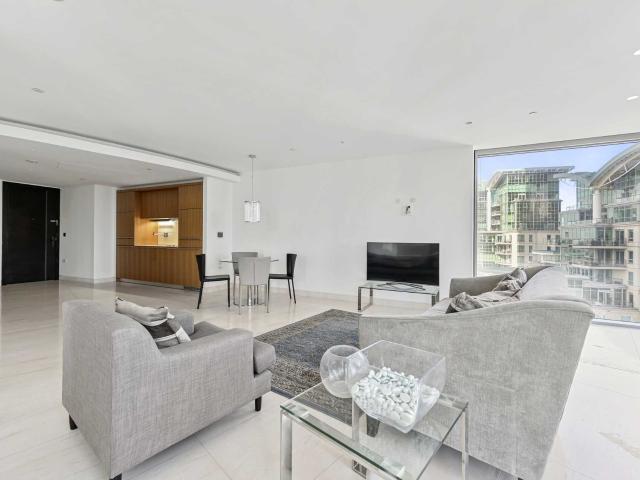 Apartment at Nine Elms Lane, Greater London