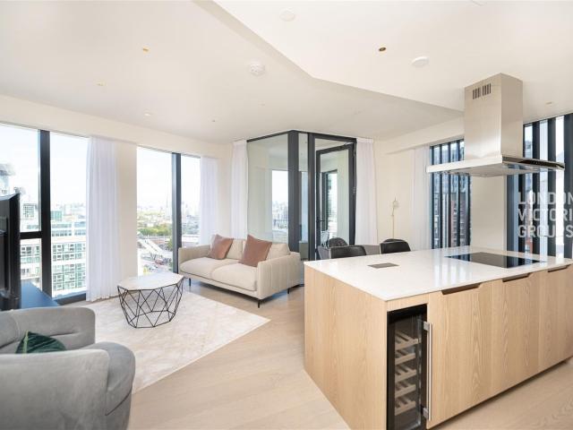 Apartment at Nine Elms Lane, Greater London