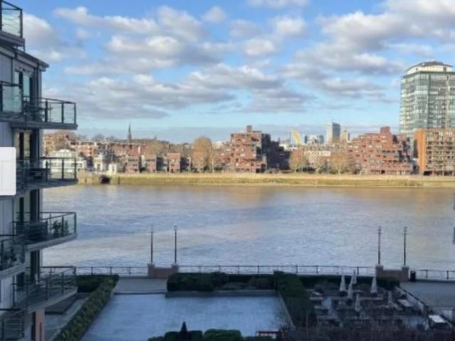 Apartment at Nine Elms Lane, Greater London