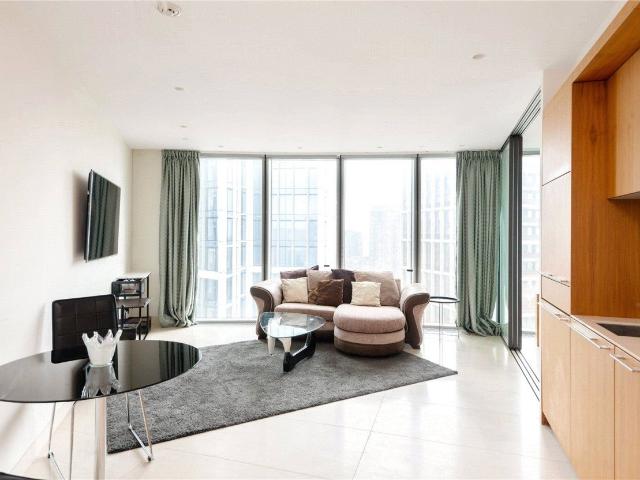 Apartment at Nine Elms Lane, Greater London