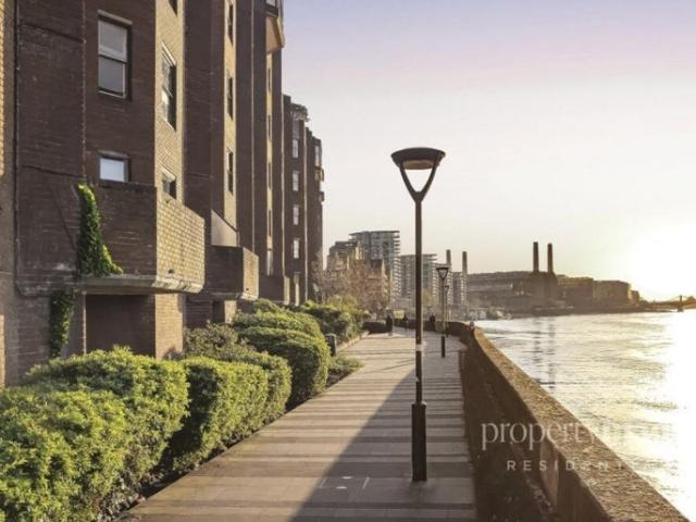 Apartment at Nine Elms Lane, Greater London