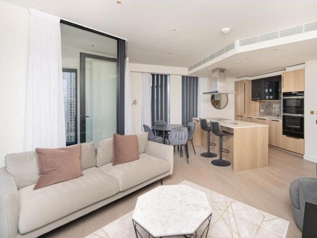 Apartment at Nine Elms Lane, Greater London