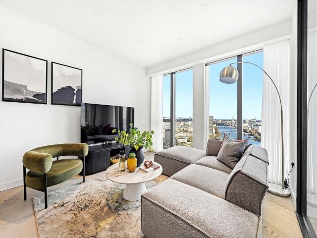 Apartment at Nine Elms Lane, Greater London