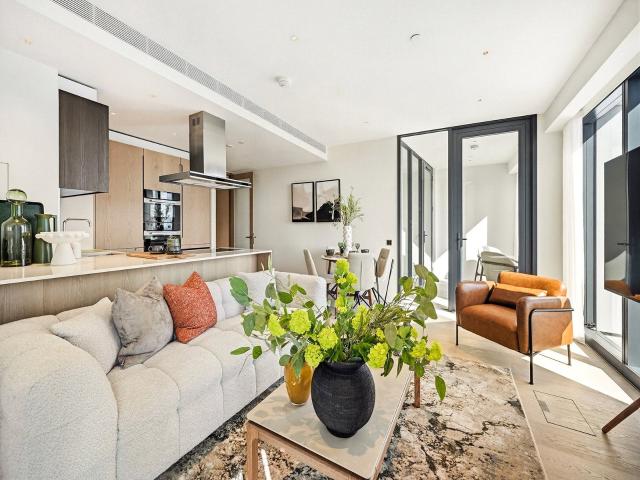 Apartment at Nine Elms Lane, Greater London