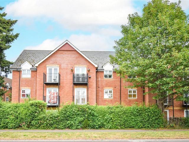 Apartment at Smeaton Court, Newbury