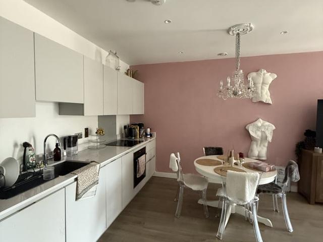 Apartment at Smeed Road, Greater London