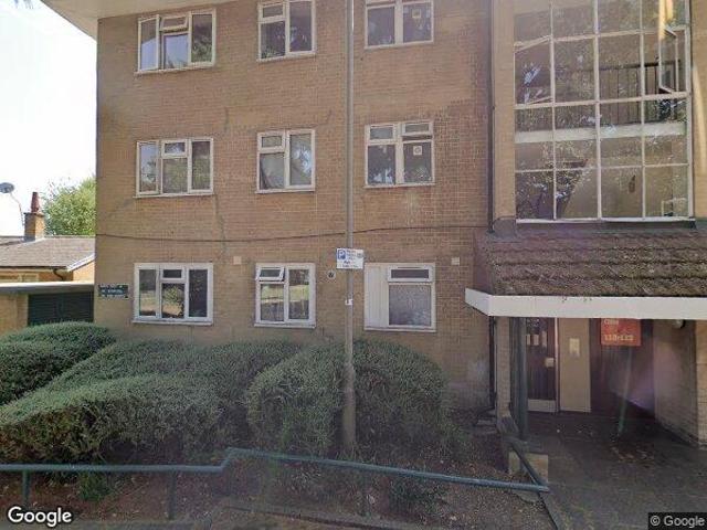 Apartment at Smithwood Close, Greater London