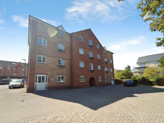 Apartment at Snowberry Close, Weston Super Mare