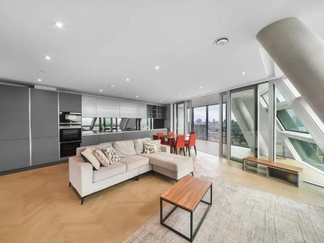Apartment at Southwark Bridge Road, Greater London