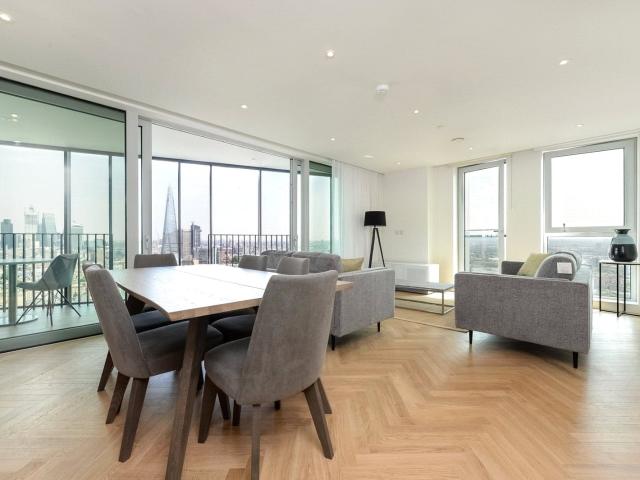 Apartment at Southwark Bridge Road, Greater London
