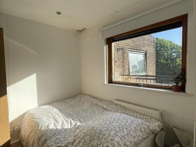 Apartment at Southwark Park Road, Greater London