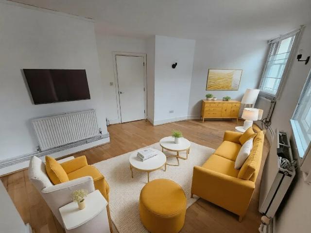 Apartment at Southwark Street, Greater London
