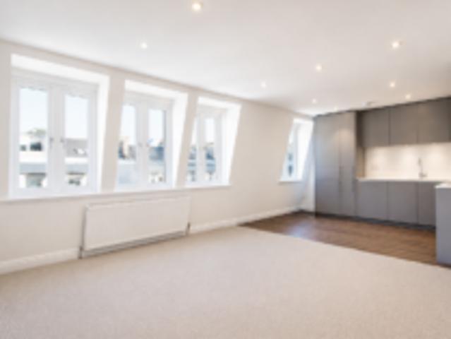 Apartment at Southwell Gardens, Greater London