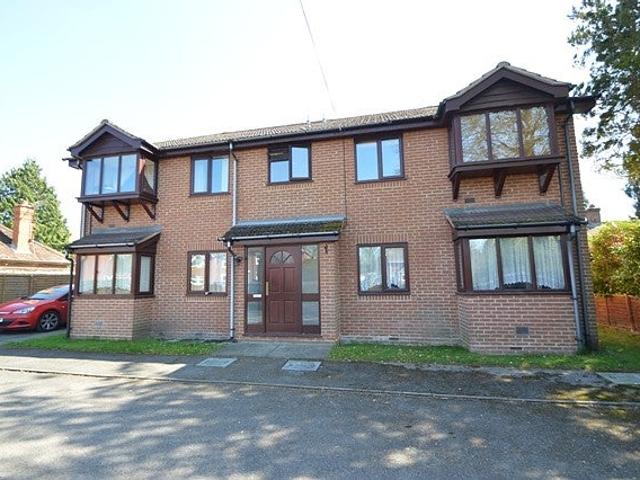 Apartment at Southwood Road, Rushmoor