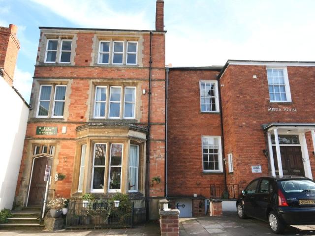 Apartment at South Bar Street, Cherwell District
