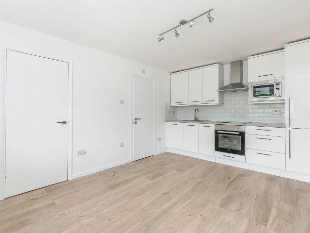 Apartment at South Birkbeck Road, Greater London