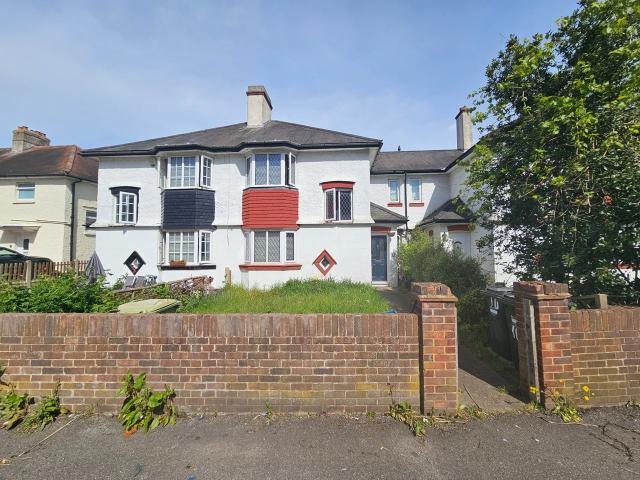 Apartment at South Gate Avenue, Greater London