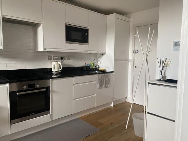 Apartment at South End, Greater London