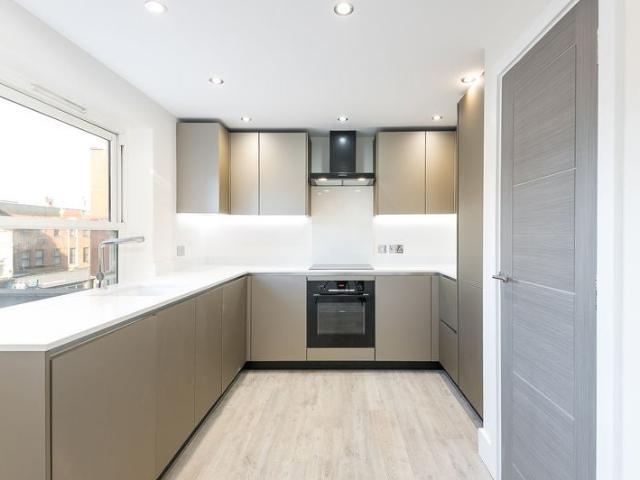 Apartment at South End, Greater London